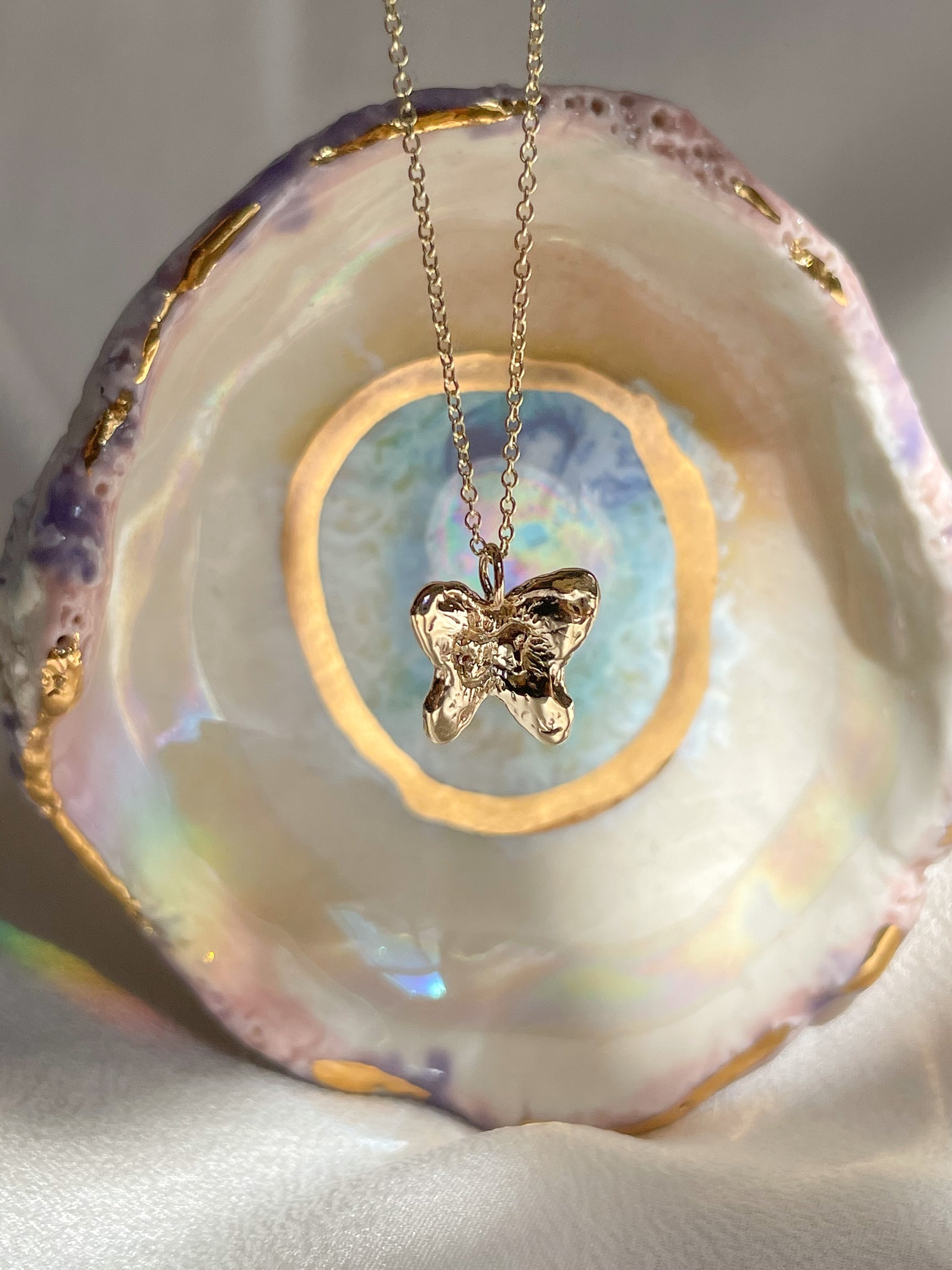 Papillon: Messenger of Angels – Margaux Perrier