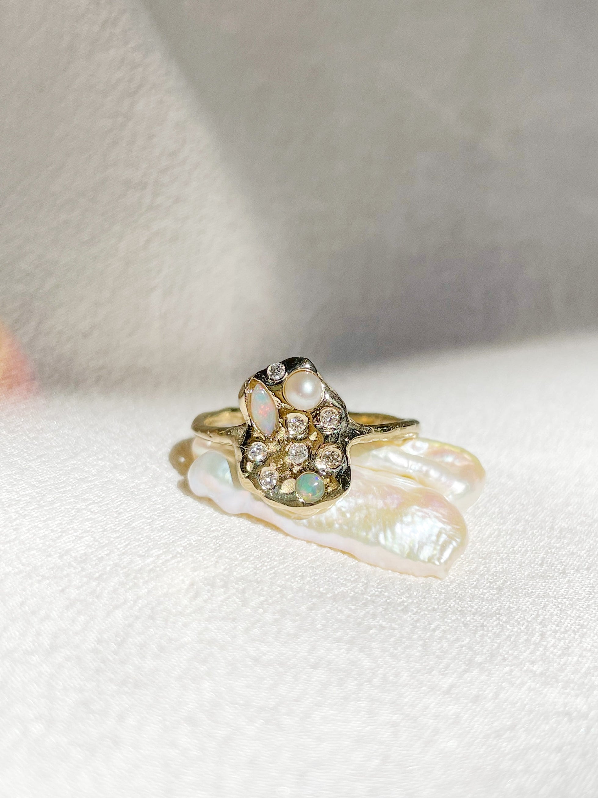 Fill Yourself with Love: A Mirror Work Ritual – Margaux Perrier Jewelry